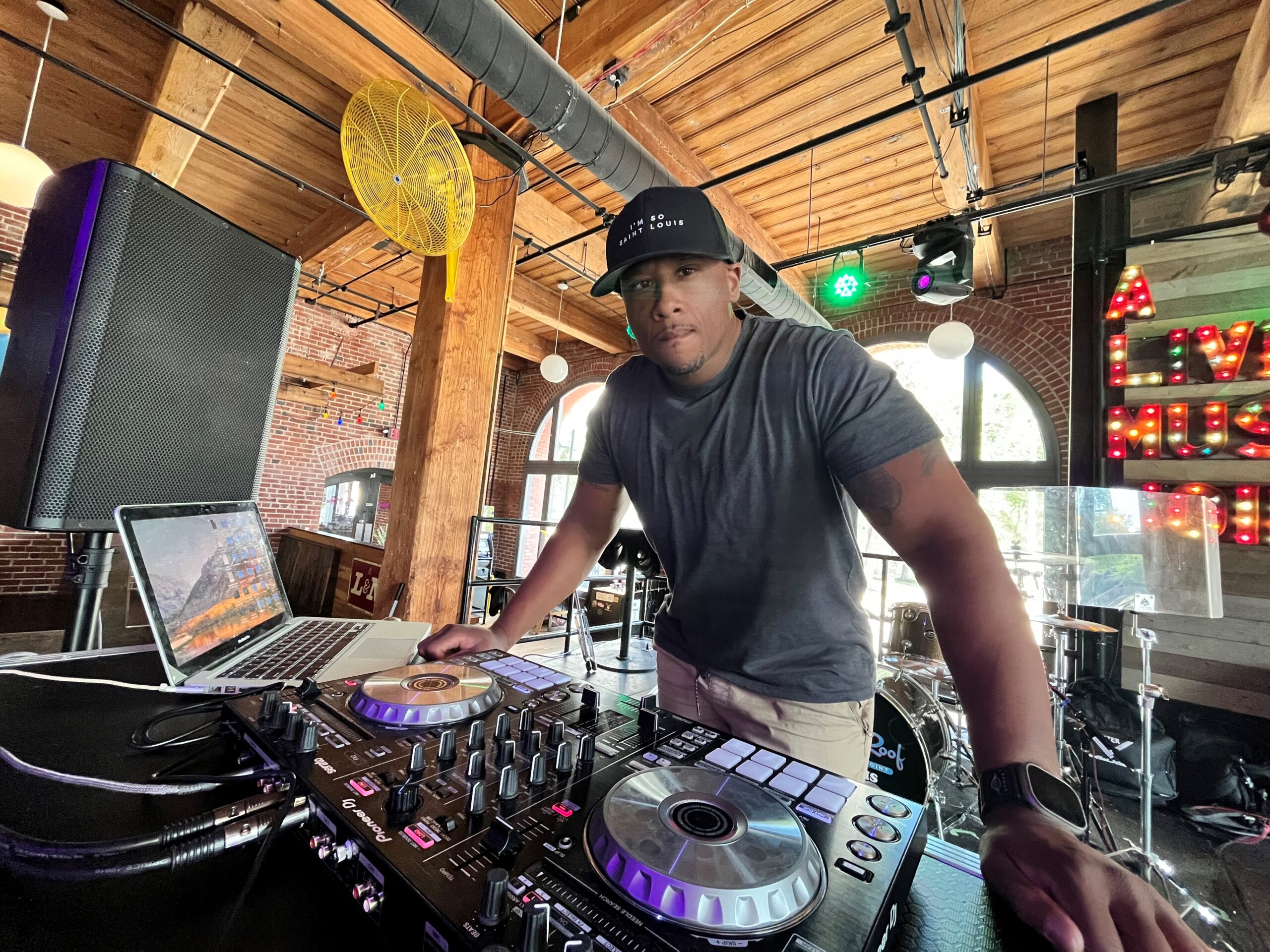 DJ Kue - Contemporary Productions